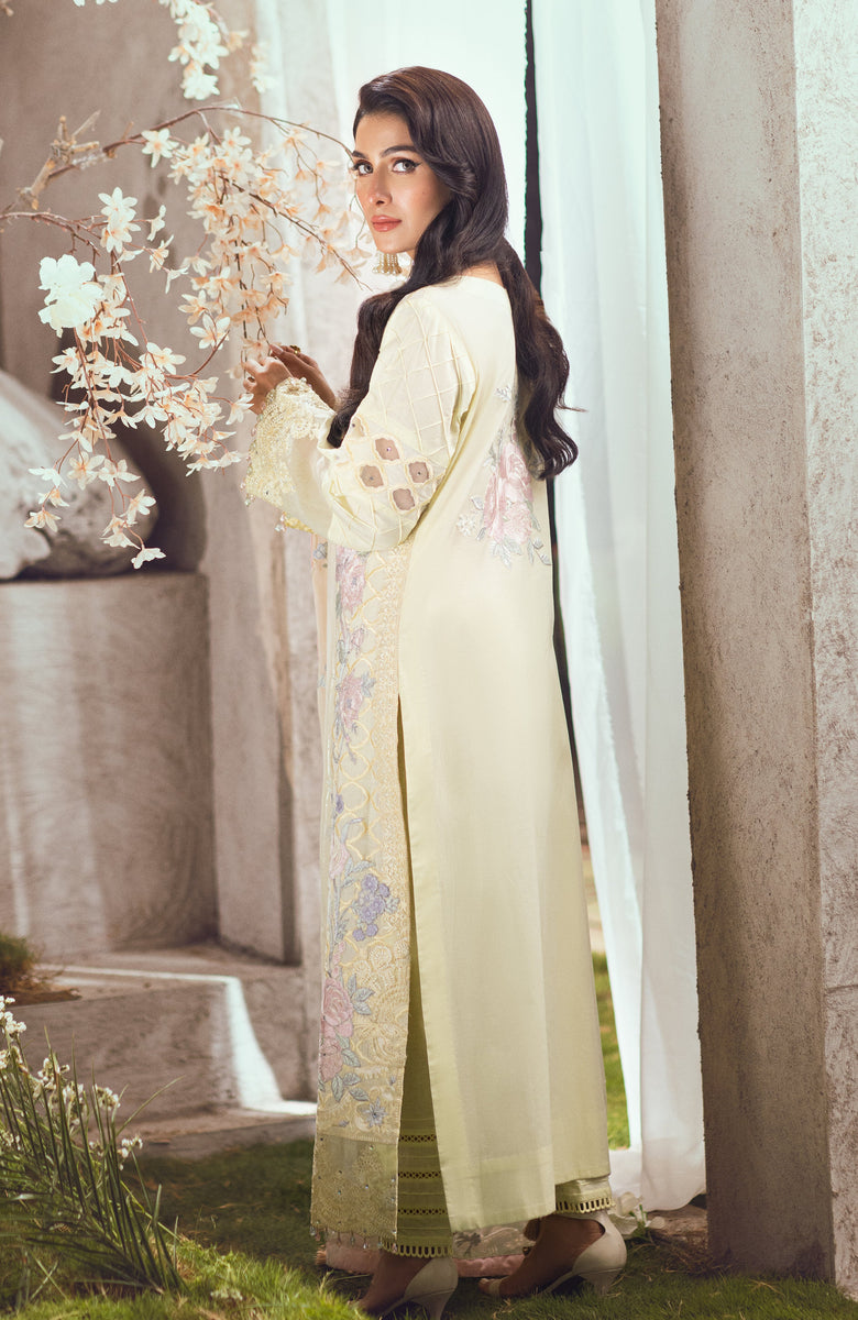 Mahiymaan Luxury Lawn Eid Edition Vol-2 – MLL-23-2-03 – YourLibaas UAE